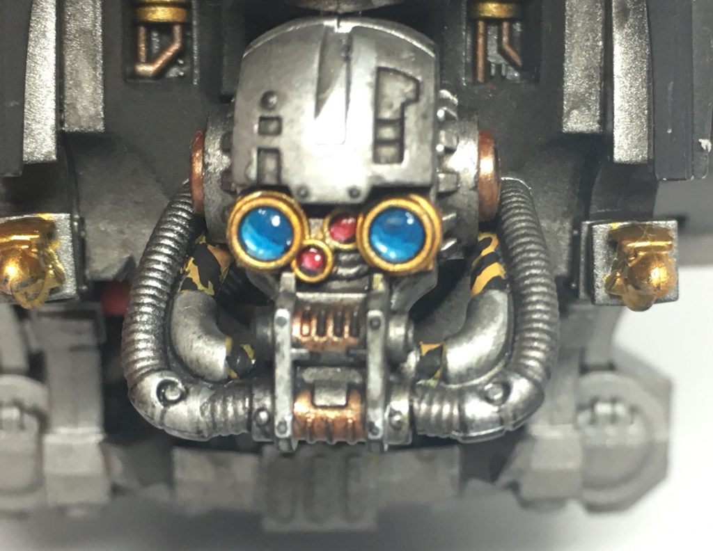 How to: Paint Lenses - The Brush and Boltgun